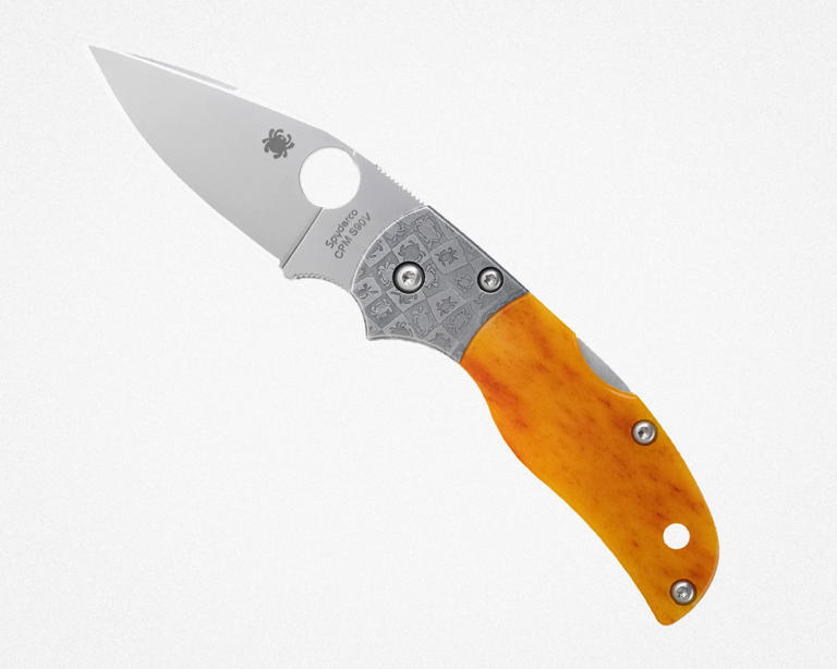 A beloved Spyderco EDC knife gets a reissue dripping with heritage ...