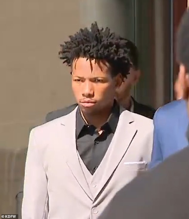 Karmelo Anthony's likely defense strategy revealed as teen stands trial ...