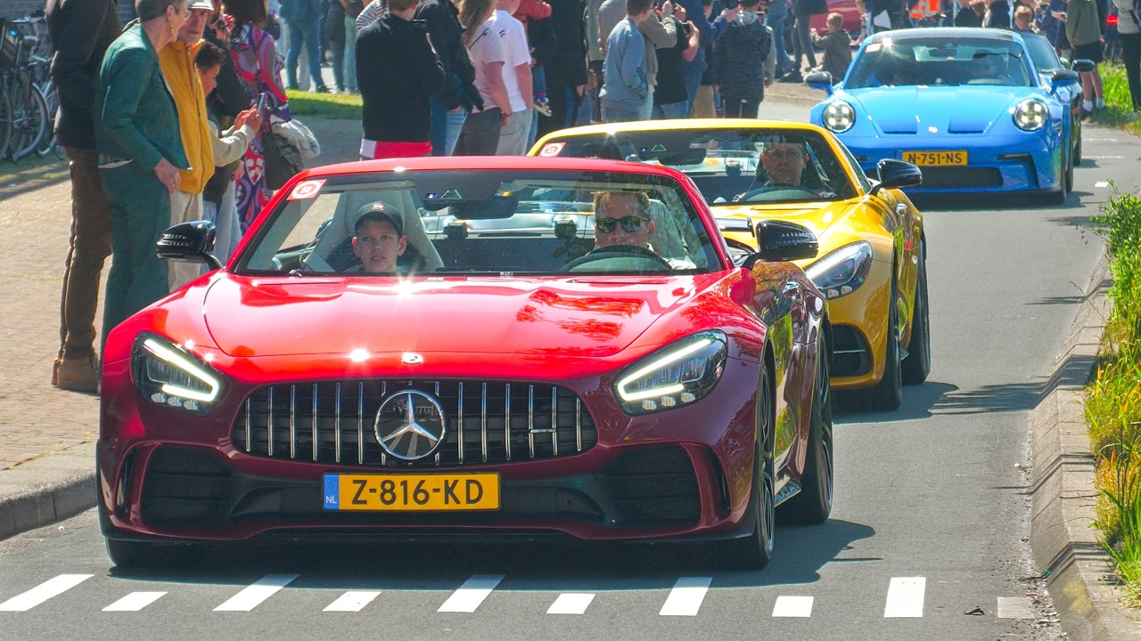 Wild supercar chaos caught on camera - one move from disaster