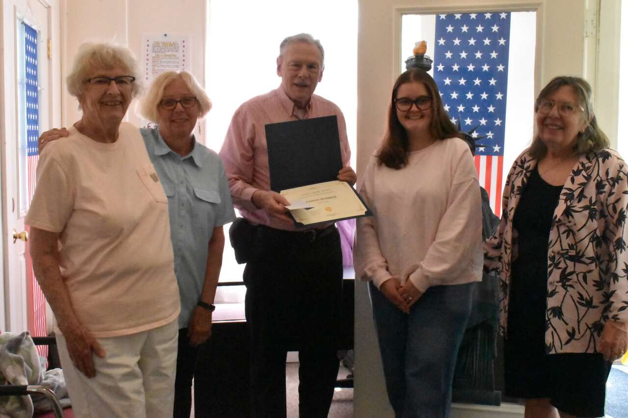 Mason County Democrats award scholarship to Ludington student