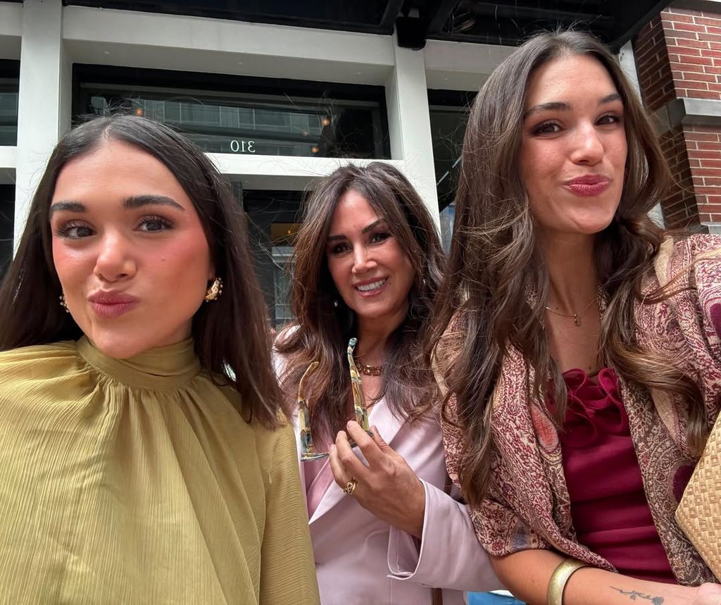 Pepa Gea, mujer de Carlos Herrera, muestra nuevas fotos con sus hijas ...