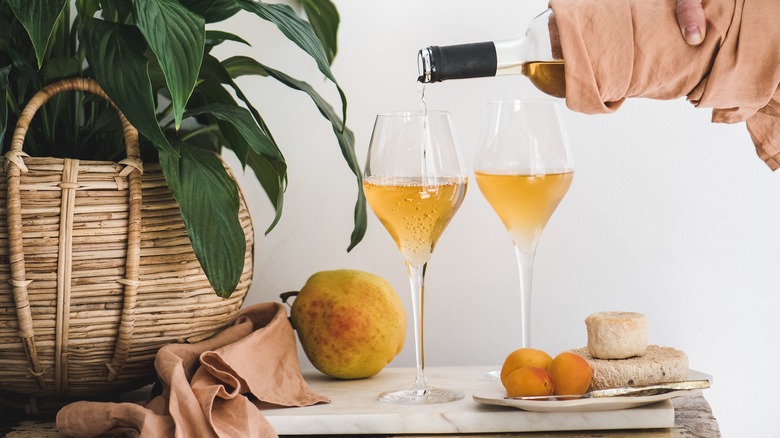 What is orange wine and does it contain citrus?