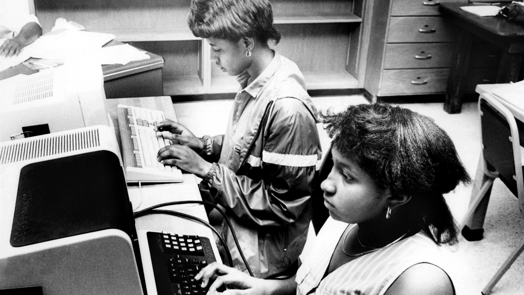 Neuroscience study finds handwriting boosts memory over typing
