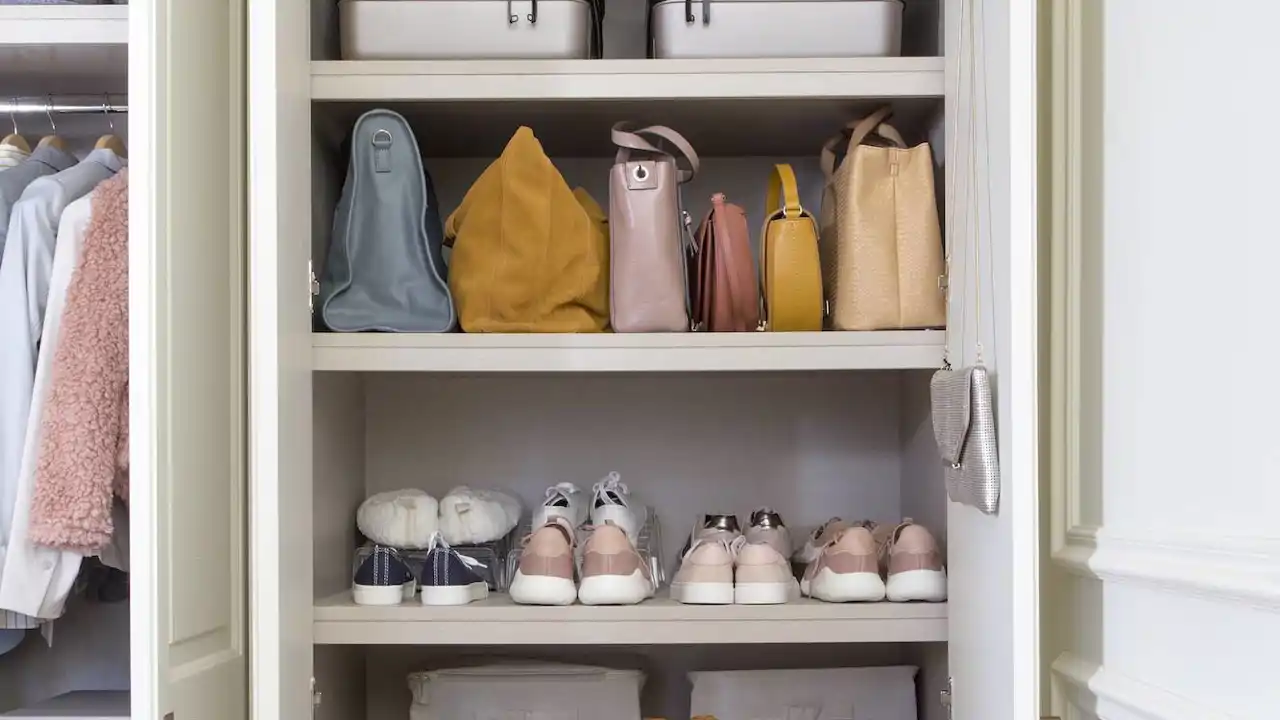 5 soluciones de almacenaje para guardar los zapatos y los bolsos sin ...