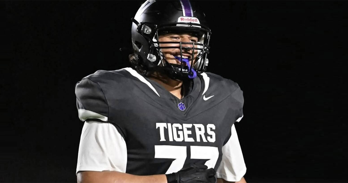 Arizona offensive lineman Lauifi Tosi commits to UNC