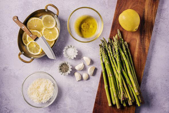 Asparagus is 'delicious' with 'more flavour' when coated in 2 ...