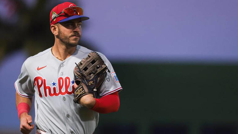 Don Mattingly reveals why Phillies swapped Otto Kemp for Steward Berroa