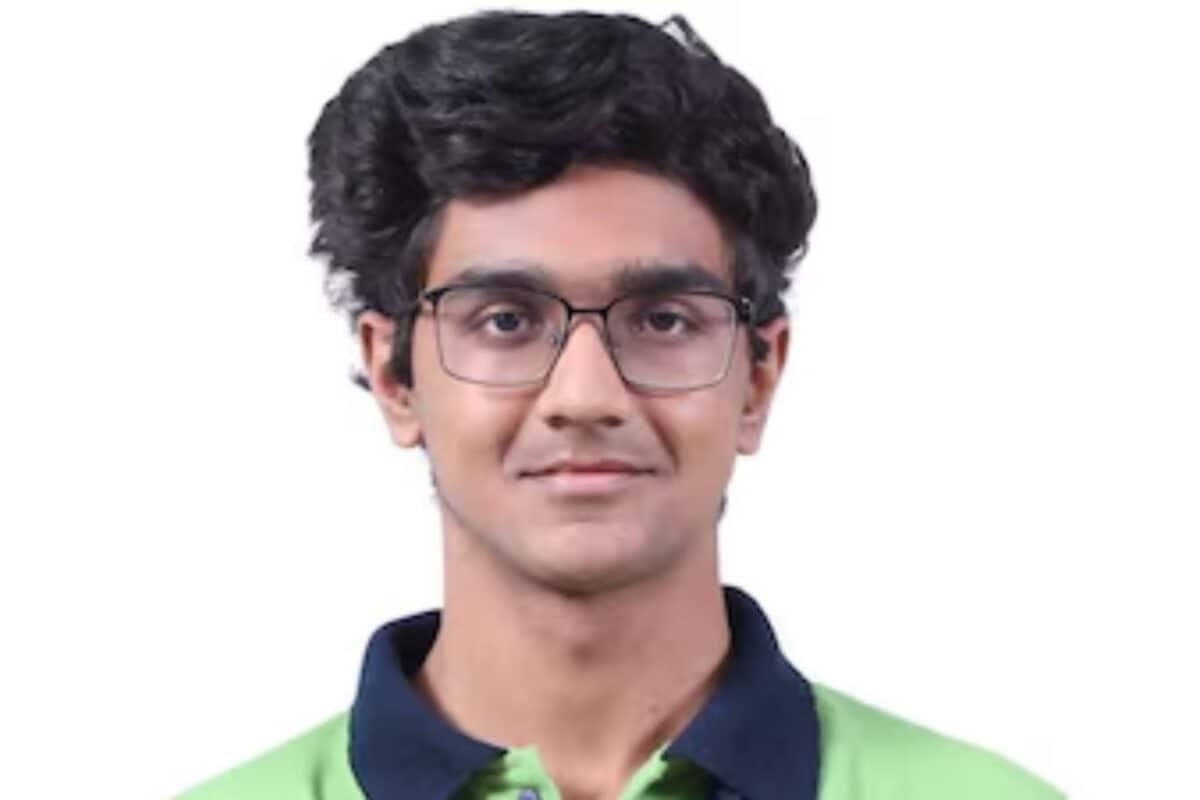 JEE Advanced 2026: Kabeer Chhillar bags AIR 2, misses top rank by a mark
