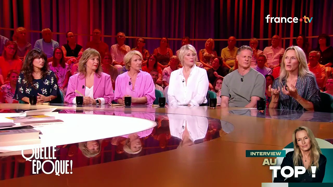 Estelle Lefébure sur le plateau de Quelle Époque!, le samedi 30 mai 2026.