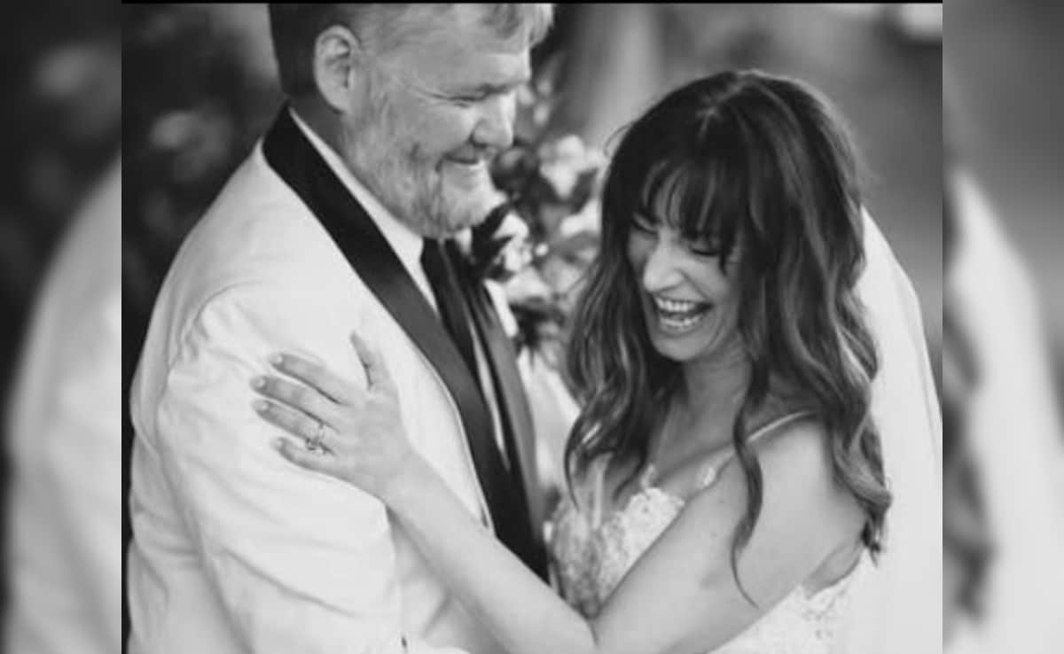James Van Der Beek's ex-wife Heather McComb remarries 4 months after ...
