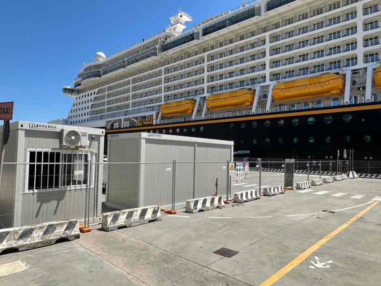 Nuovo terminal crociere, l’area di cantiere è stata recintata. Taxi sui ...