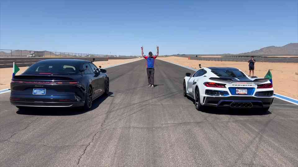Will the Corvette ZR1X beat the Lucid in a drag race?