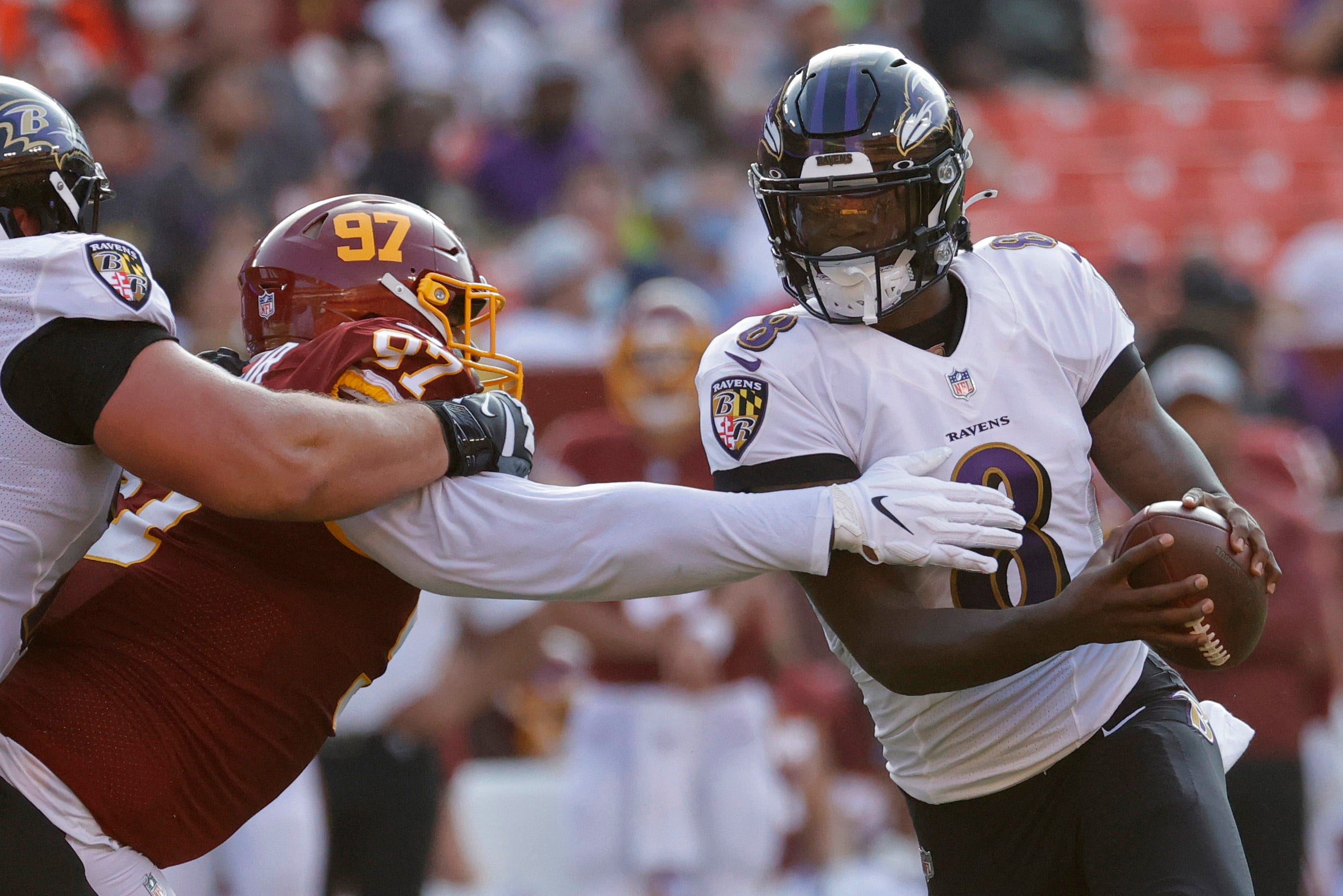 Which NFL quarterbacks were the worst inside 10-yard line in 2025?