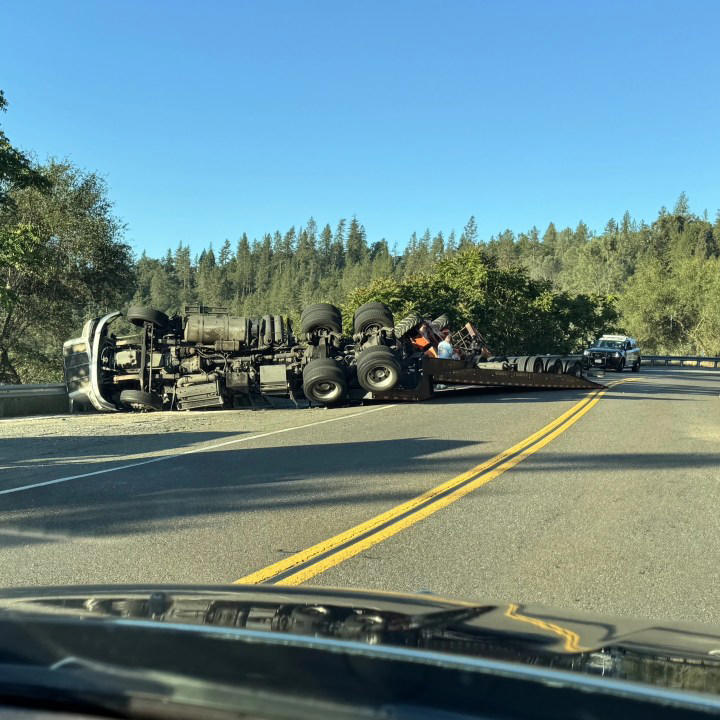 Highway 49 near Auburn closed after semi truck crash