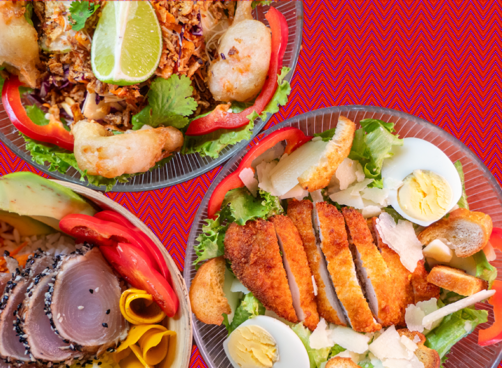 5 restaurant salads that are worse than a cheeseburger
