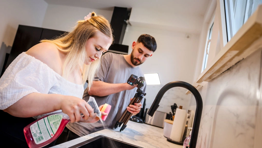 Pro cleaner's dish soap hack goes viral with 5.7M views
