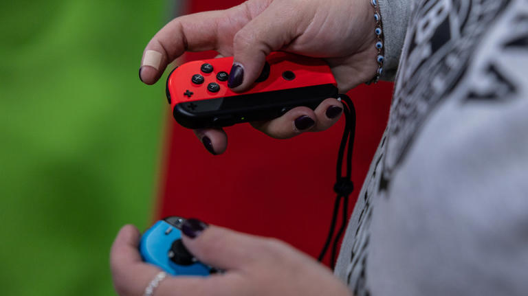 What's the average lifespan of Nintendo Switch Joy-Cons
