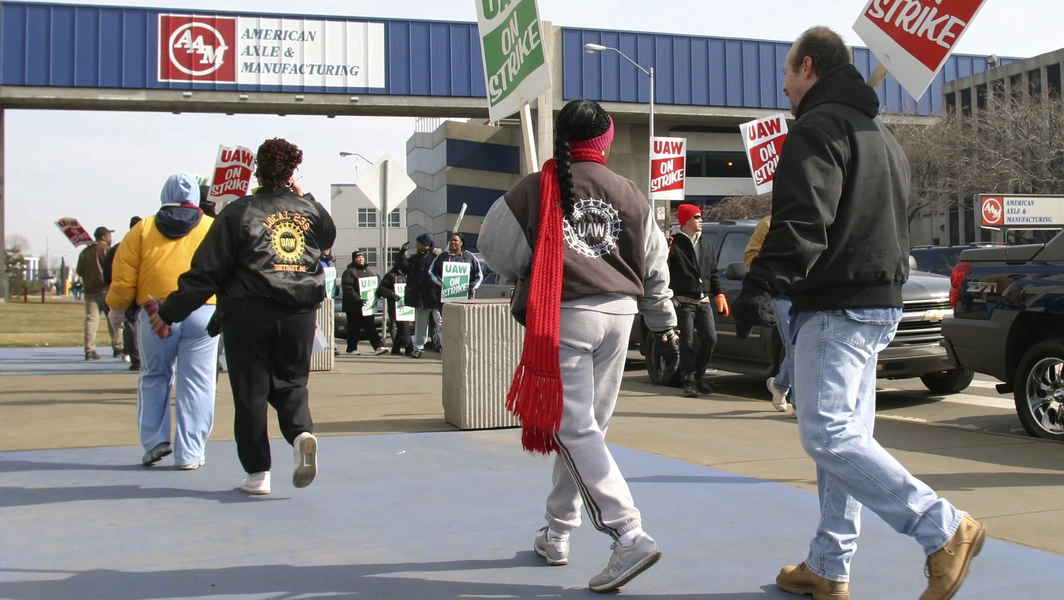 UAW strike at GM axle supplier threatens truck production