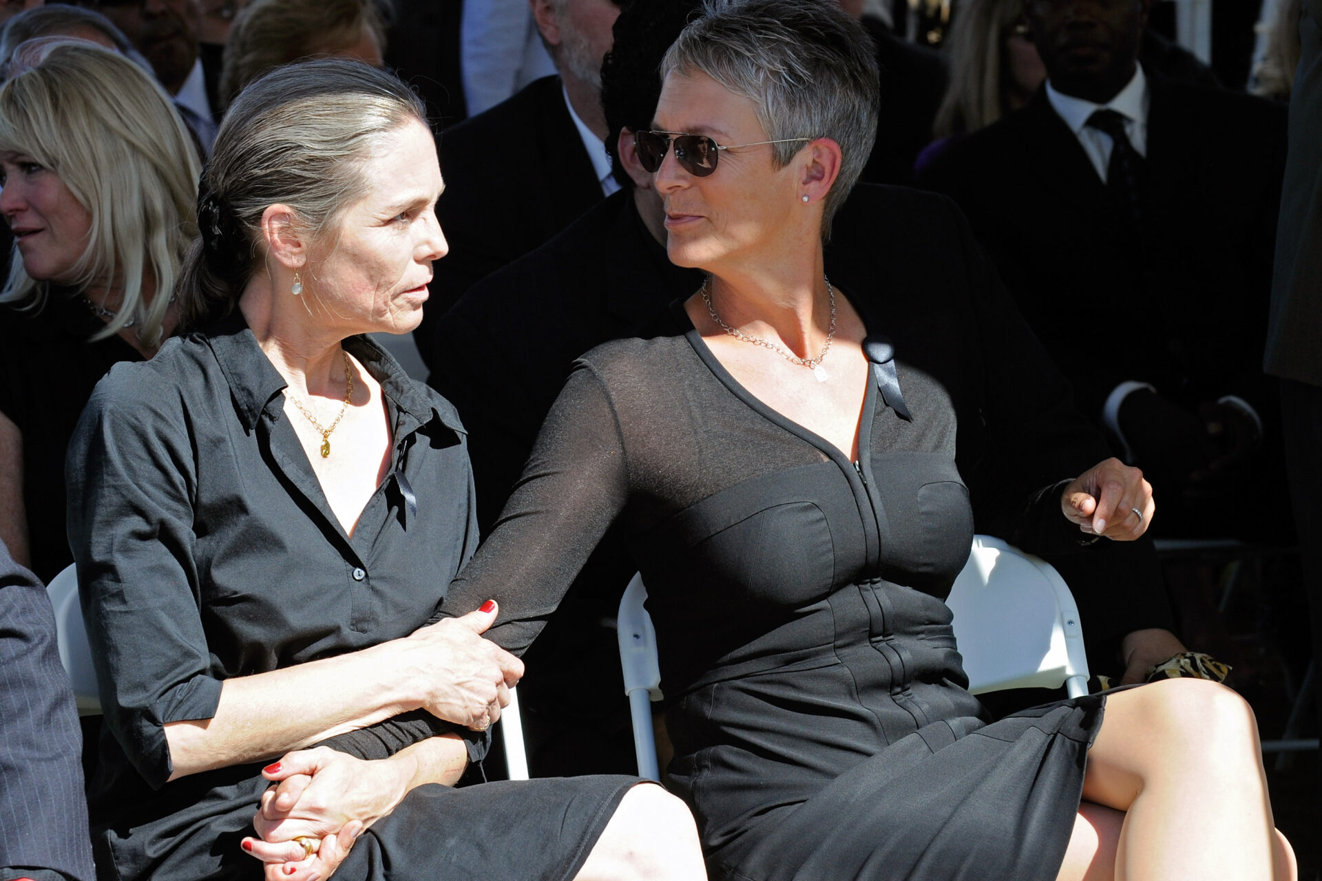 La actriz Kelly Curtis, hermana mayor de Jamie Lee Curtis, fallece a ...