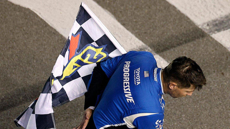 Dale Jr reveals heartbreaking final text message from Kyle Busch ...