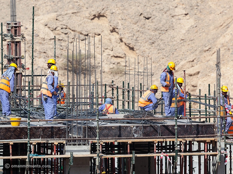 Heat safety tips as midday work ban begins in Oman