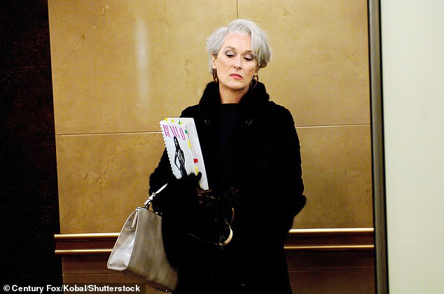Strict dress code and 'constant' emails: Anna Wintour's ex-assistants ...