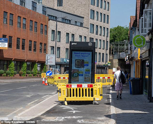 Cyclists are forced to take evasive action after new bike lane was ...
