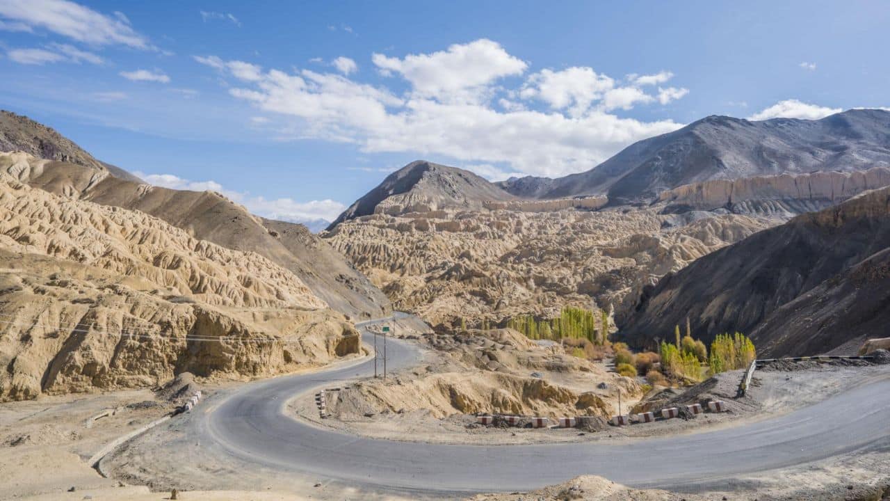 Travel through 4 seasons in one journey? Try these 5 road trips in India