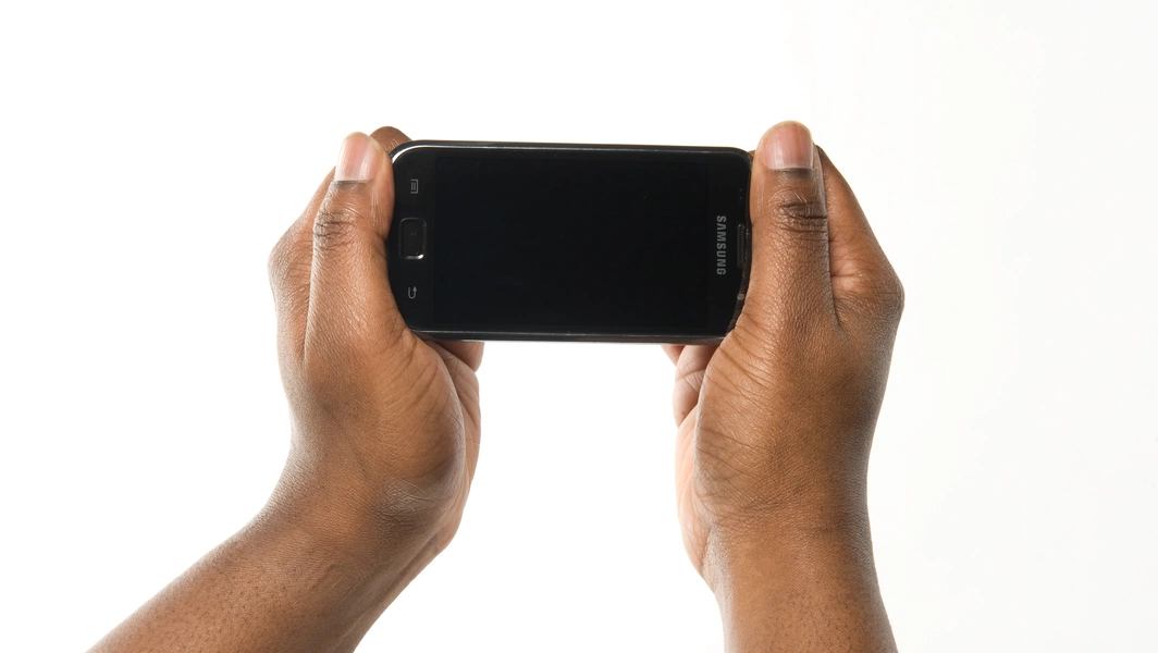 Android phones replace office tools as scanner accuracy debated