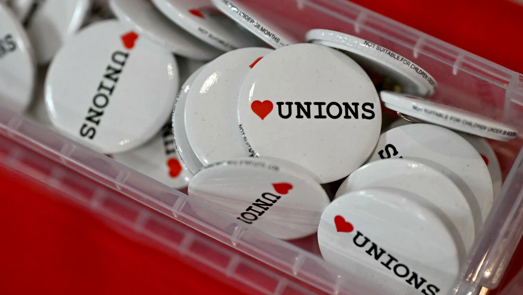 Poll finds Labour and Reform UK tied among union members