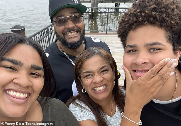NYC officer's teen children killed in house fire while he worked