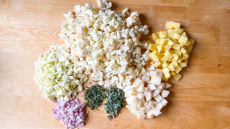 Silky cauliflower cheddar soup recipe