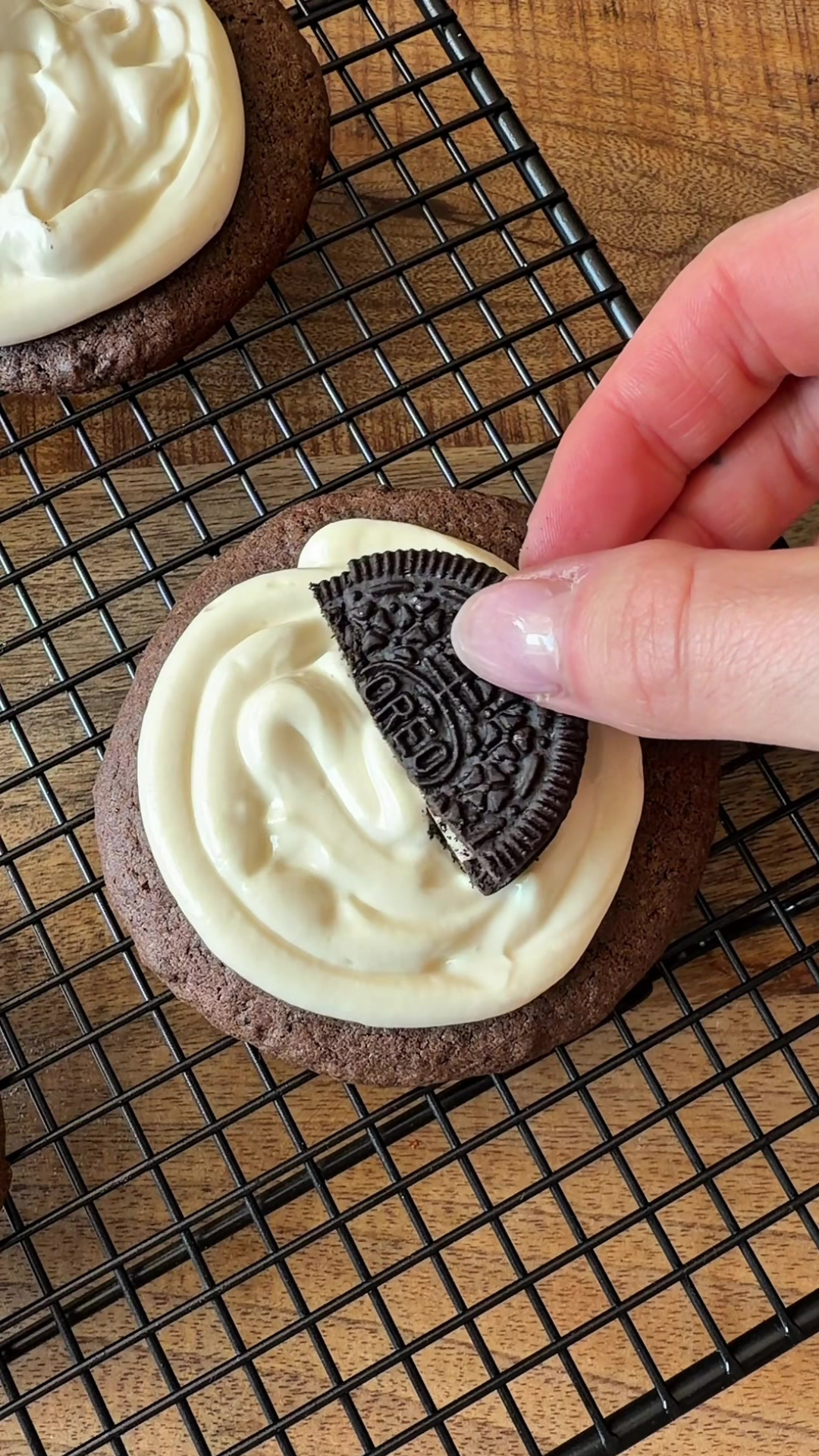 The secret to perfectly soft Oreo crumble cookies