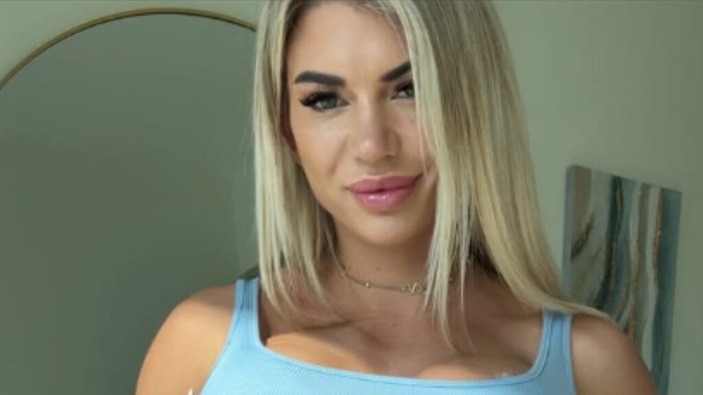 Female bodybuilder Denise Anders claims men are drawn to her muscles
