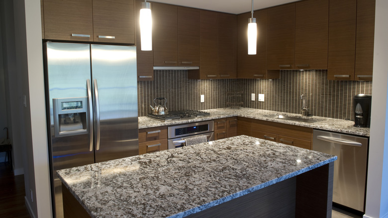 Granite VS marble countertops: Which is best for your kitchen?
