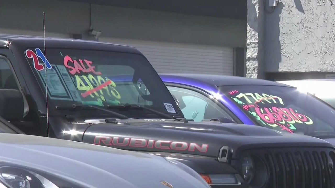 New, used car prices near record highs