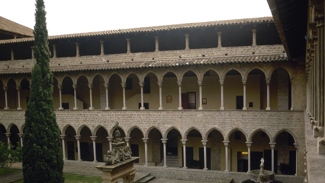 Remains of Queen Elisenda uncovered in Barcelona monastery