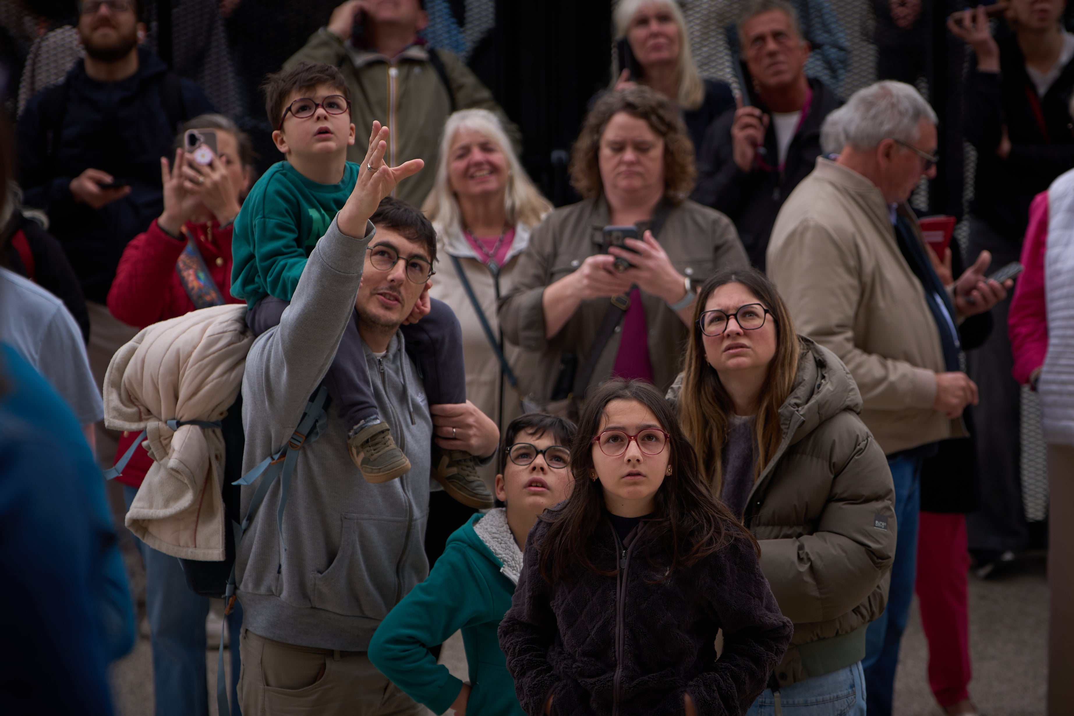 Young Spaniards eagerly await pope’s visit as they embrace Catholicism