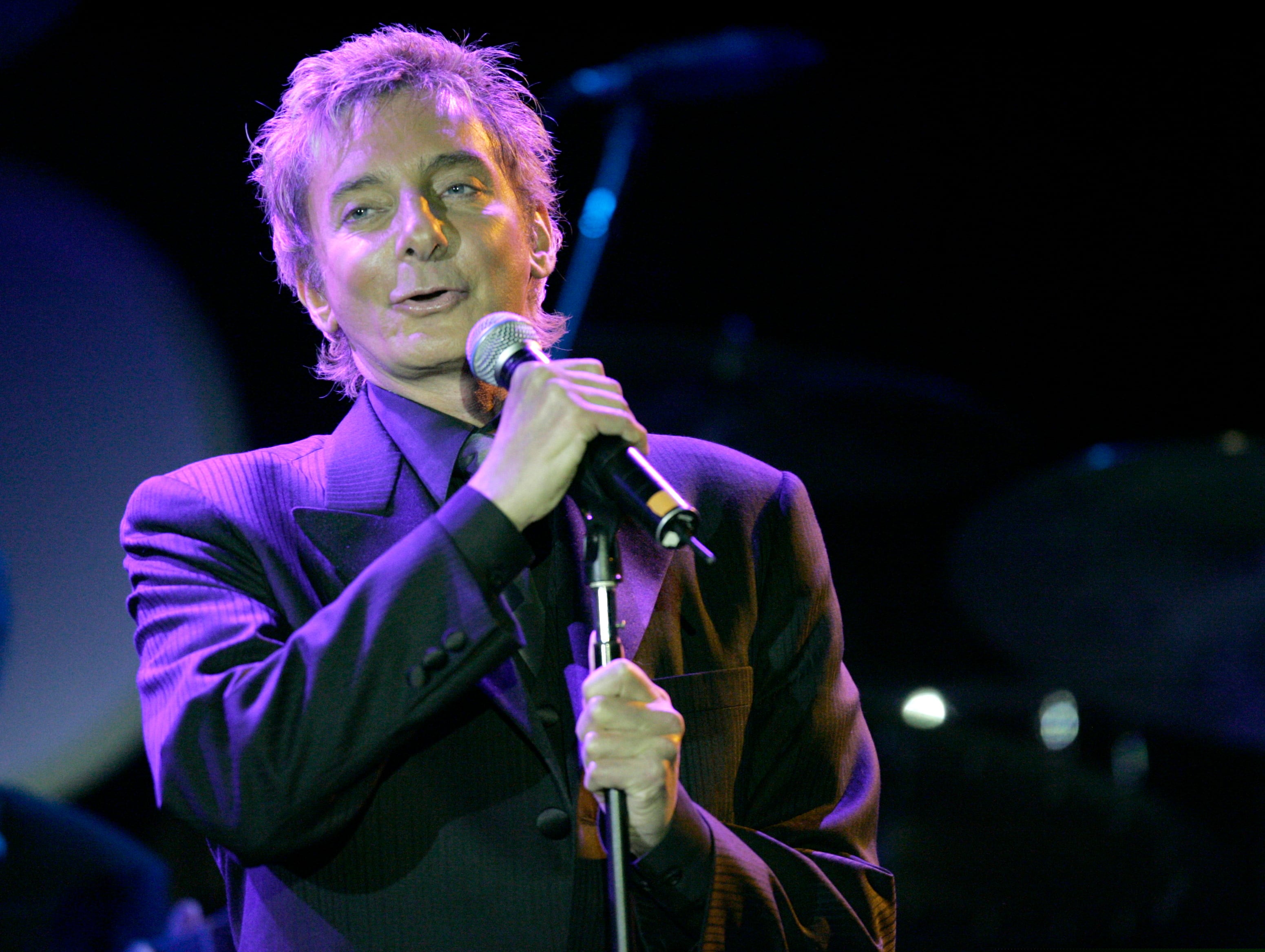 Barry Manilow says voice may not return after lung cancer surgery