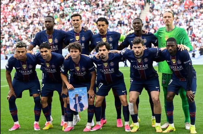 Un fanion pour Xana : l'hommage discret et émouvant du PSG pour la ...