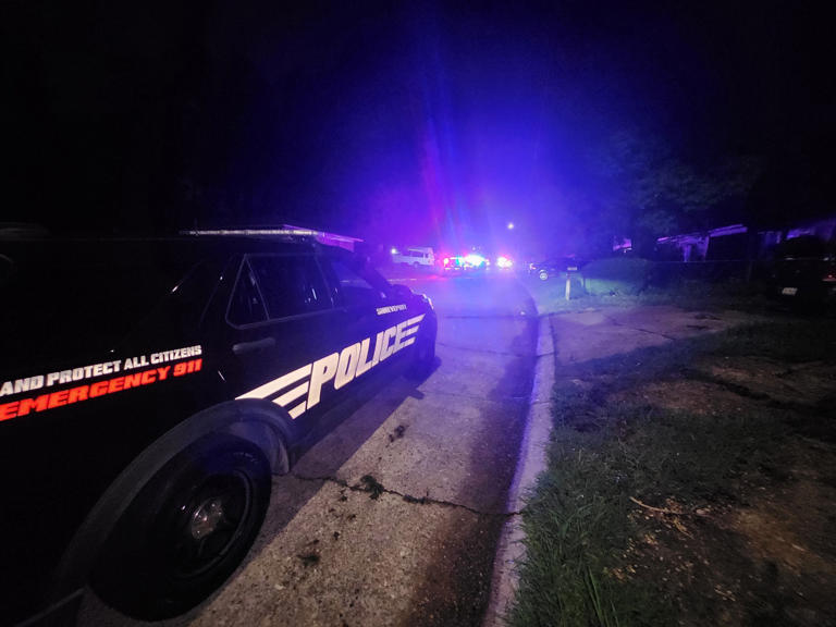 Four people shot after argument in Shreveport