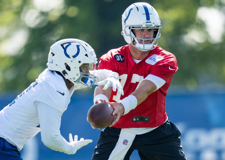 Colts' RB DJ Giddens picked to record obscure stat line in 2026