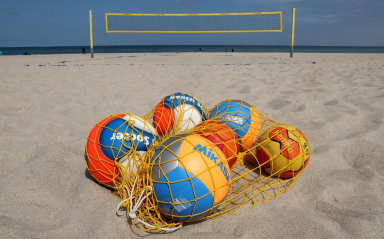 Saisonauftakt für Aktiv-Strand in Warnemünde