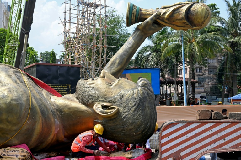 India takes down giant Messi statue over safety concerns