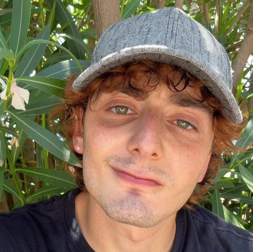 Lorenzo Morra porta in scena i diritti arcobaleno