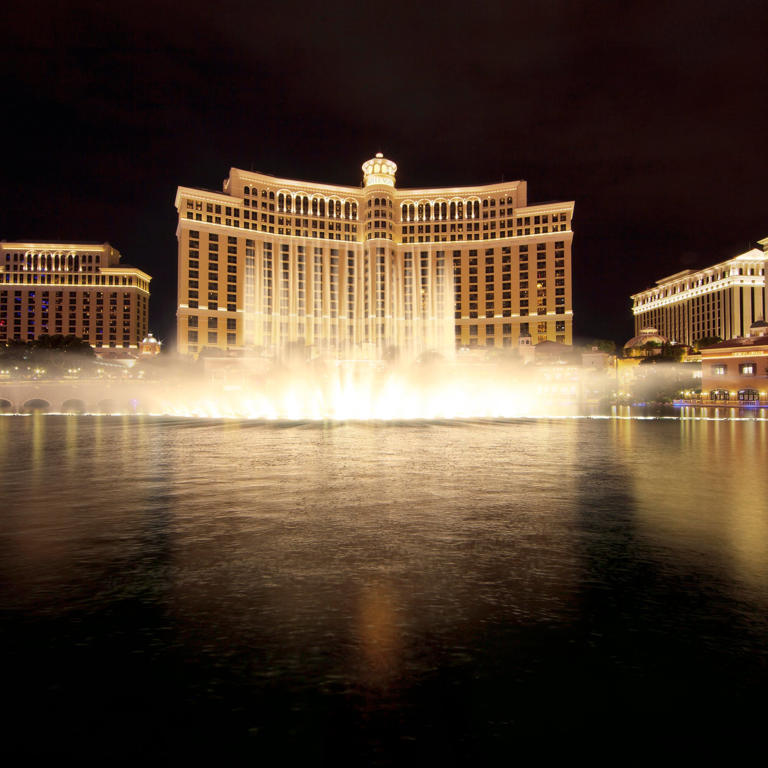 Barry Diller's People Inc. offers to buy MGM Resorts