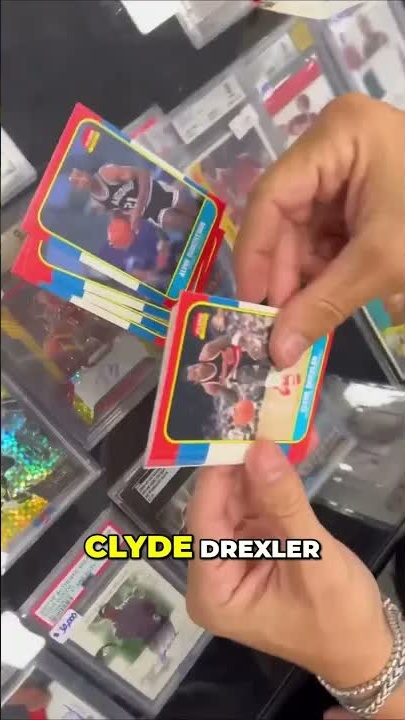 Cracking a $3,000 1986 Fleer pack for a Michael Jordan card!