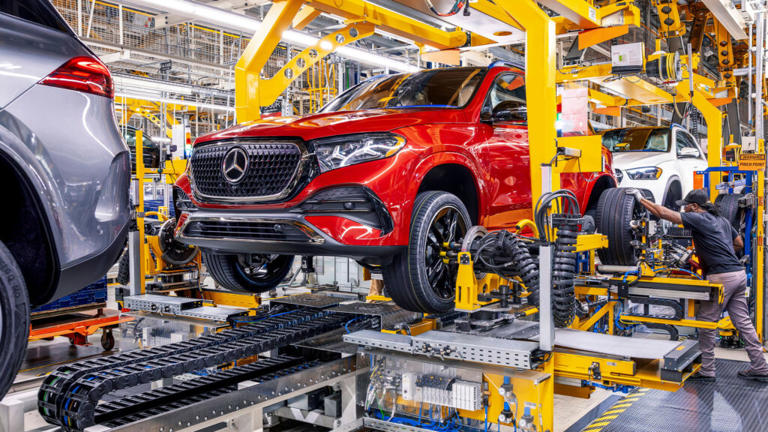 A bill built to stop Chinese cars could ban Mercedes from America