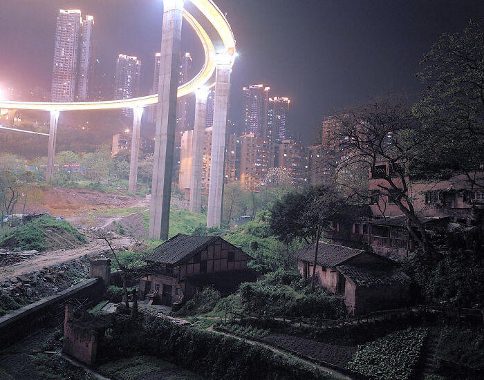 34 dystopic examples of 'urban hell'