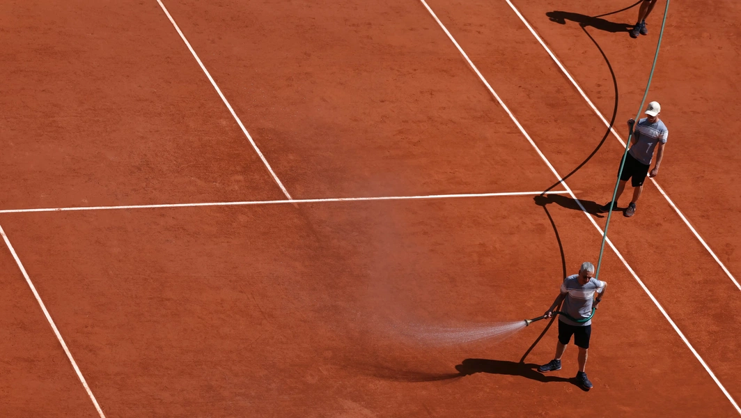 French Open to keep human line judges despite Ruud dispute